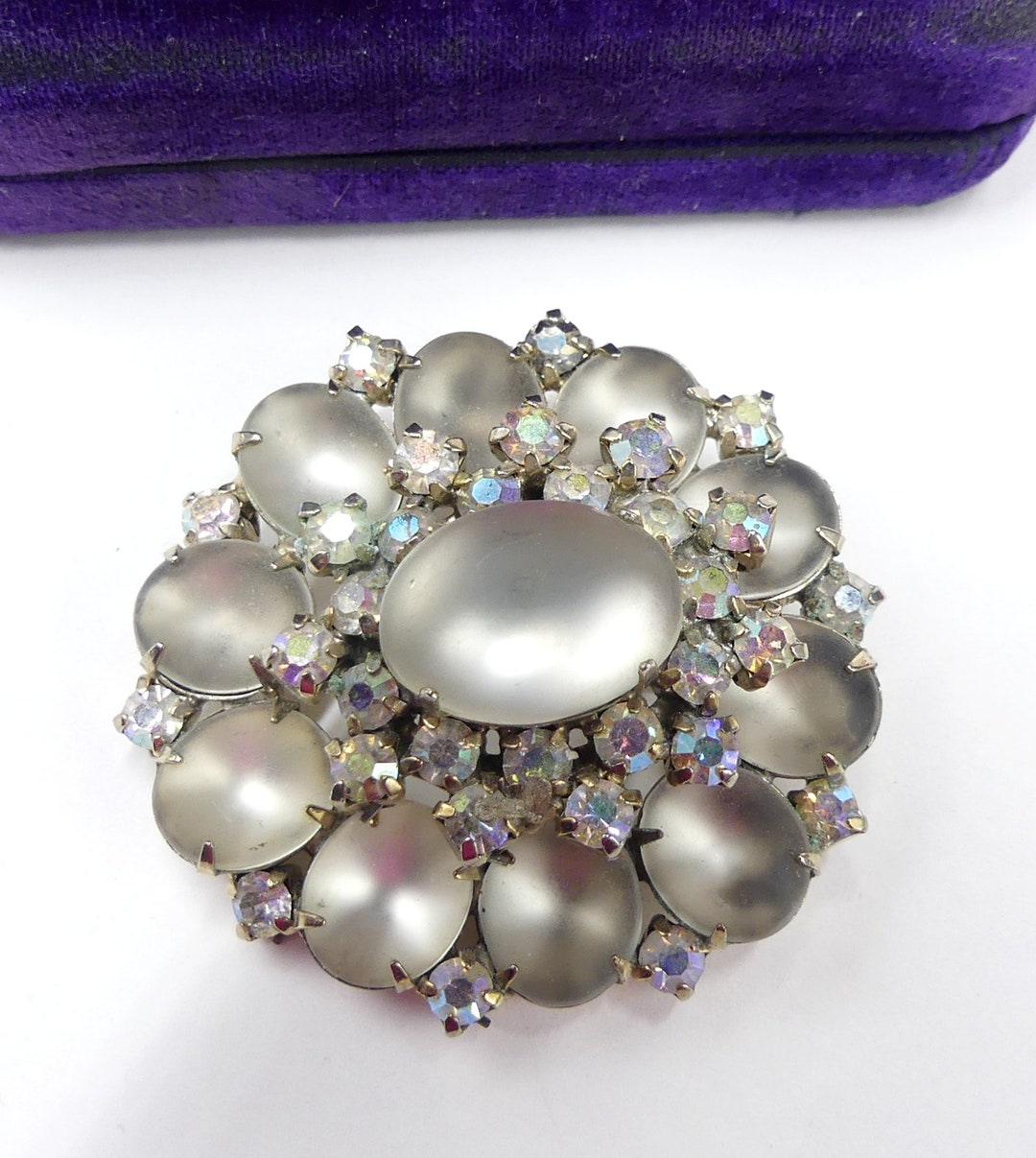 Vintage 50's Light Gold Tone & Frosted Glass Cabochon Pin Brooch - Etsy