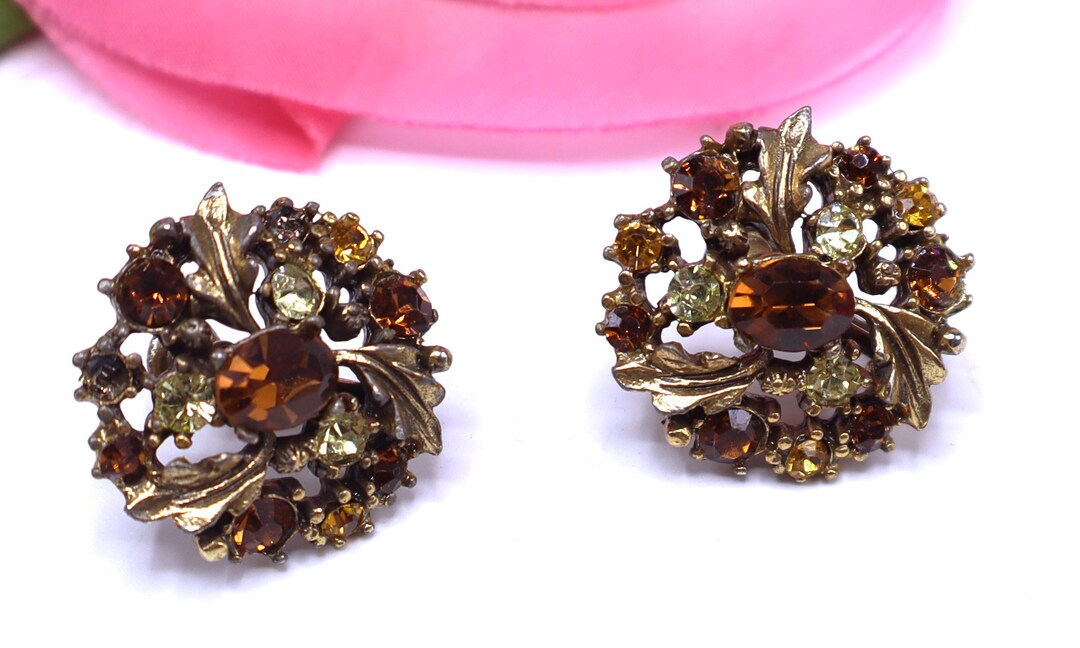 Vintage 40's Liser Antique Gold Tone & Rhinestone Screw Back Earrings ...