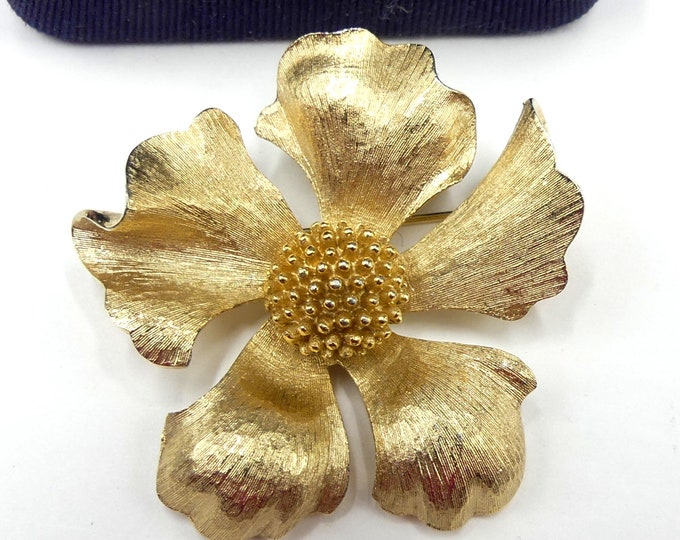 Vintage Signed Marcel Boucher Gold Tone Flower Pin Brooch - Etsy