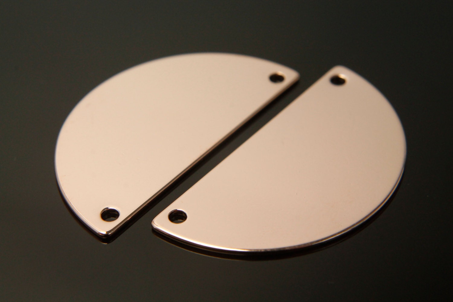 MARKDOWNS, Half Moon Connector, B22-P1, 4 Pcs, 2 Holes, 35x18mm, 0.8mm ...