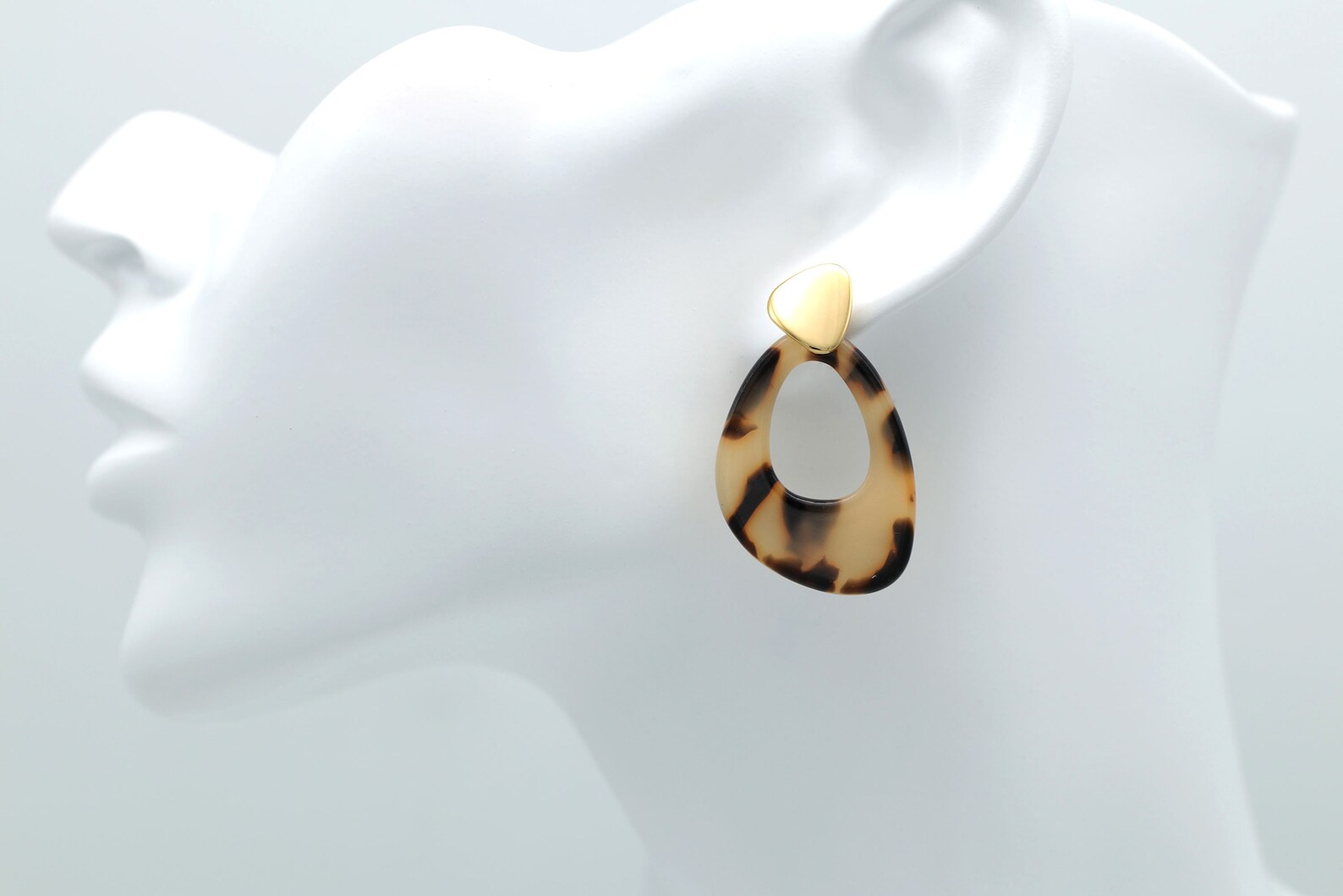 Triangle Post W/ Link T8-P2 2 Pcs 11x10mm 16K Gold Plated | Etsy