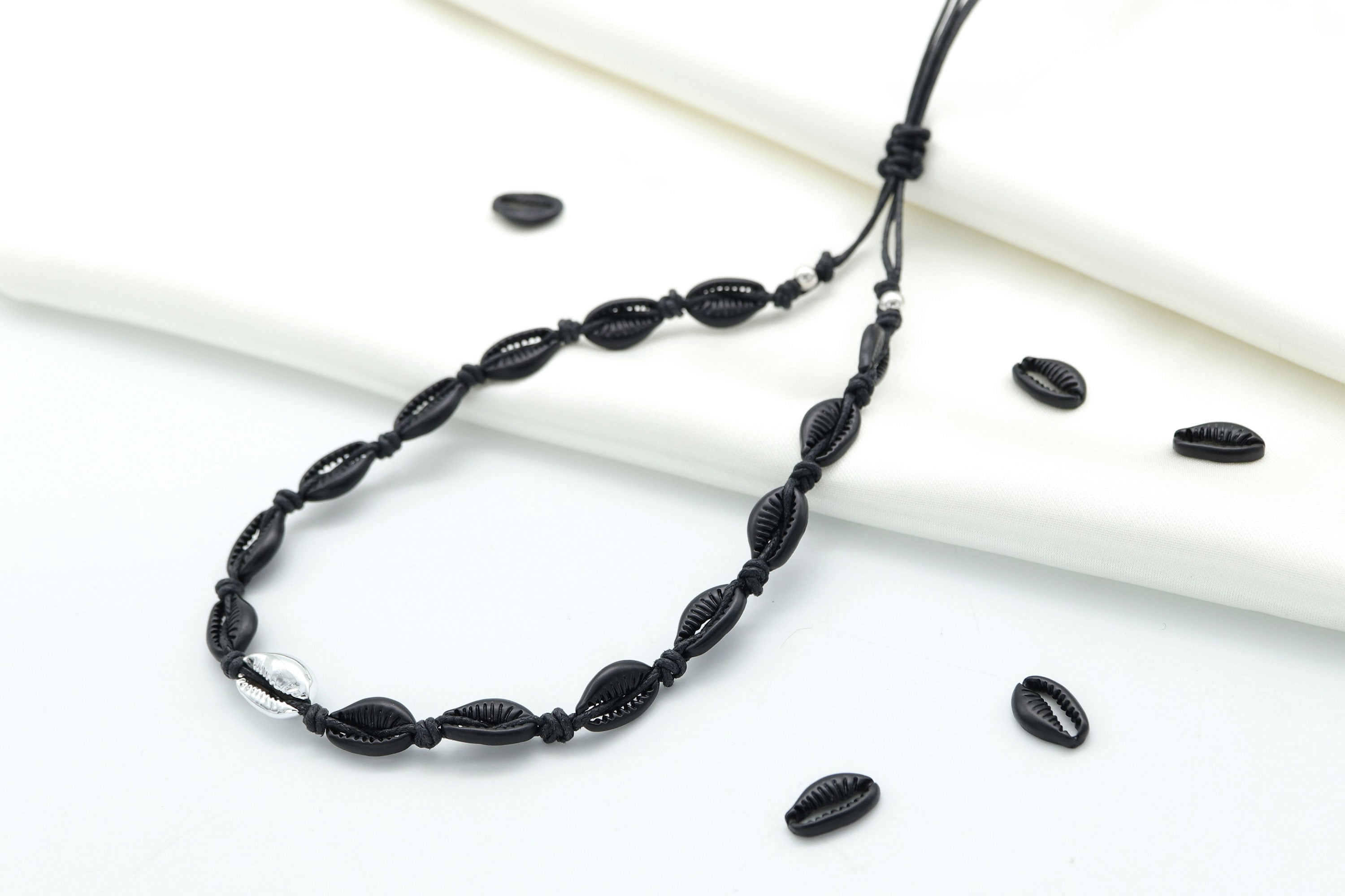 BEADS ONLY Black Coated Cowrie Shell P8-P1 4 Pcs Shell - Etsy