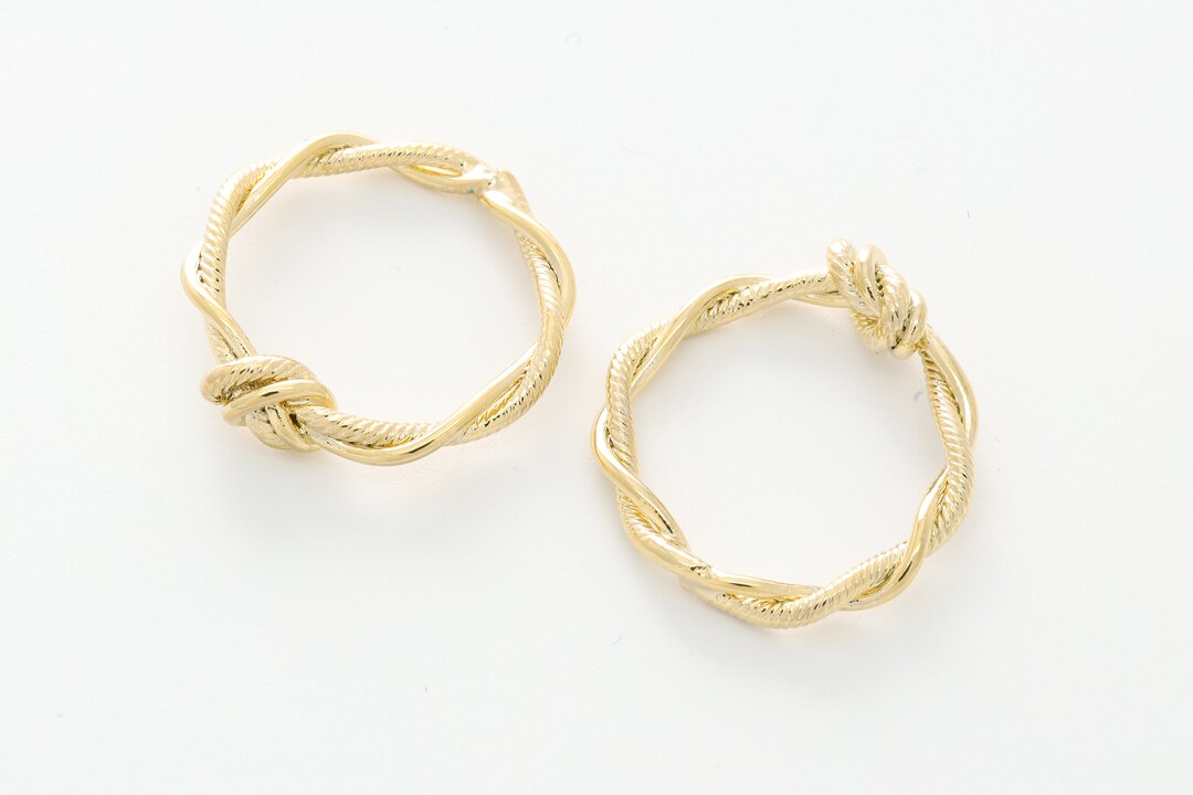 Knot Pendant, 24mm, 2.8mm Thick, 16K Gold Plated Brass, Nickel Free ...