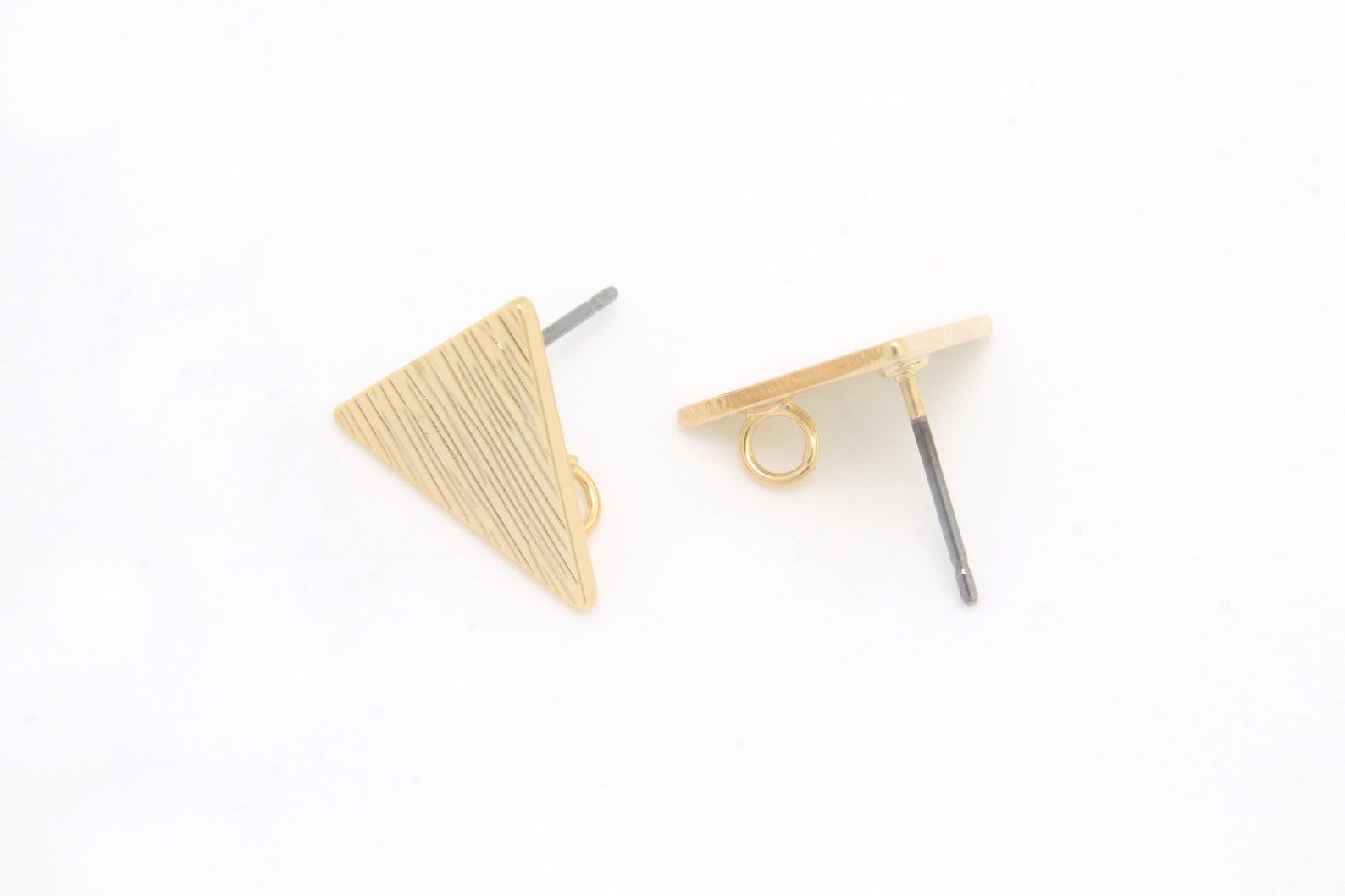 Patterned Triangle Post W/ Link Nickel Free S70-R3 2 Pcs - Etsy