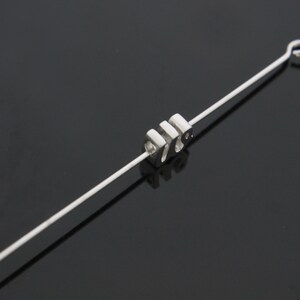 Alphabet W, AW-R10, 2 Pcs, 5x6x3mm, Hole Size 1.7x1.5mm, Cursive Letter ...