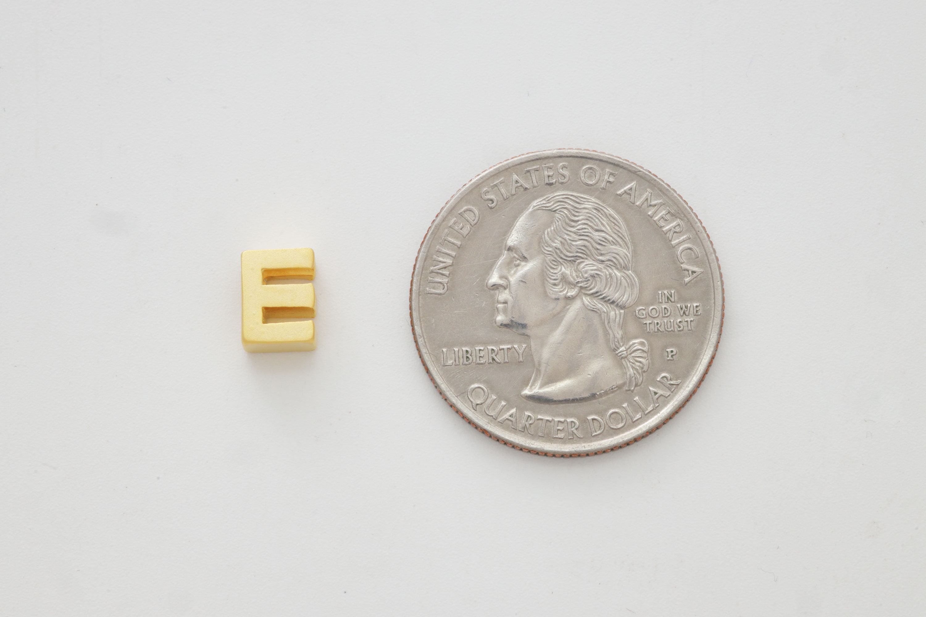 Alphabet E, AE-G11, 2 Pcs, 7.5x5.6x4.2mm, Hole Size 2.8x2mm, Capital ...