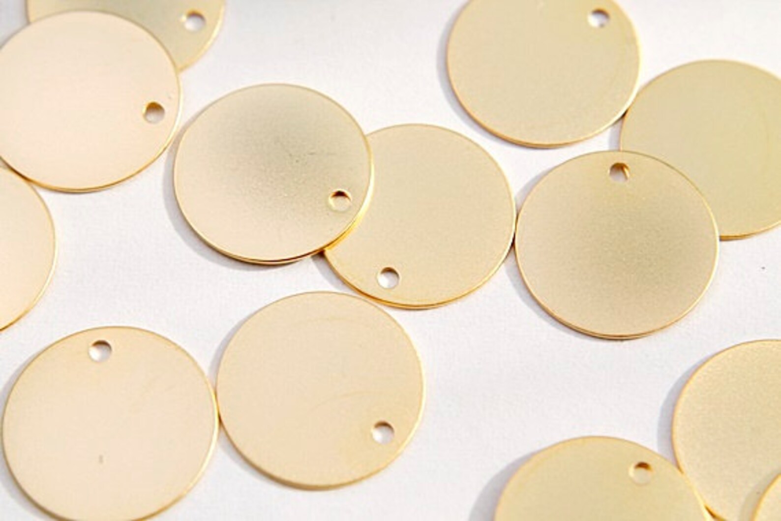 Coin disc B4-G1 10 pcs 1 hole 12mm Matte gold plated | Etsy