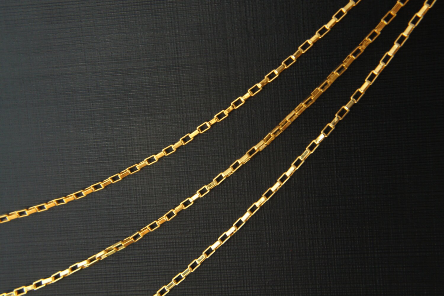 Train chainS CJ25-03 1m 2.5x1.5mm 0.8mm thick 16K gold | Etsy