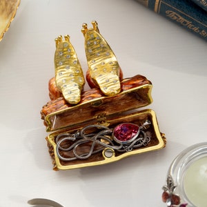 Snails Sitting on a Log Trinket Box Decorated With Crystals Jewelry ...