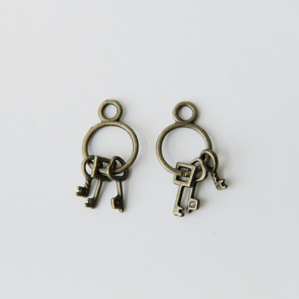 Antique Castle Keys - Etsy
