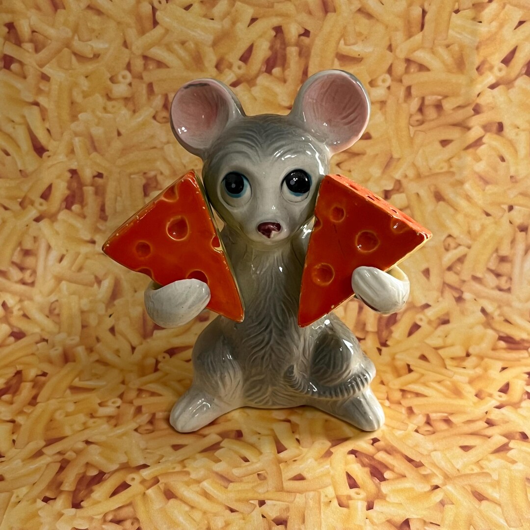 Mouse Holding Cheese Anthropomorphic Salt and Pepper Shakers Enterprise ...