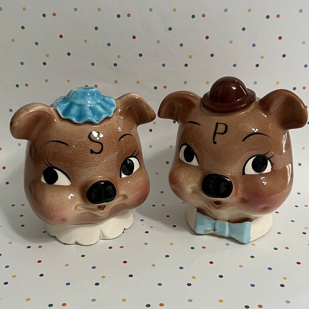 Napco Pig Piggy Anthropomorphic Salt and Pepper Shakers Ceramic Made in ...