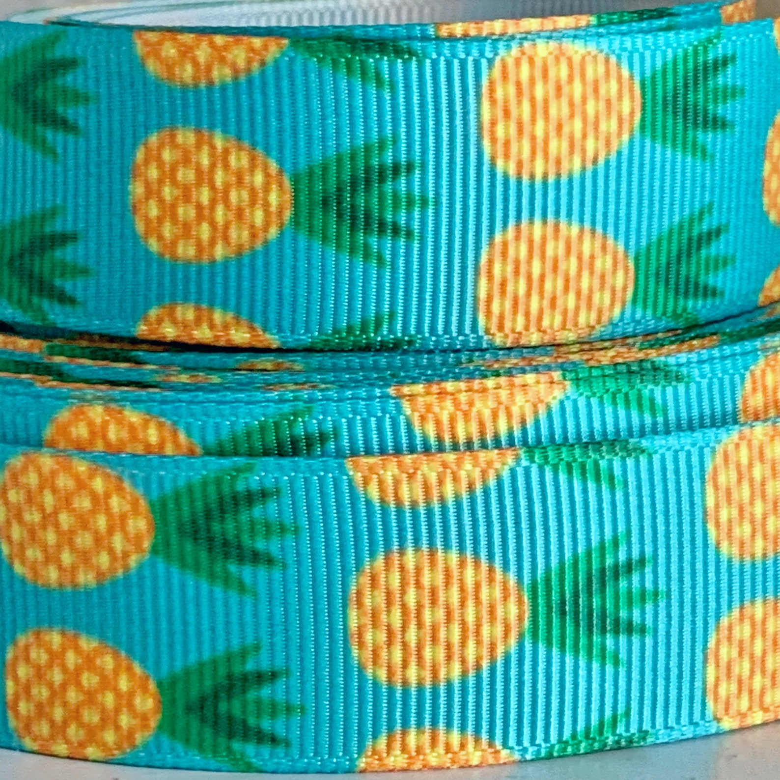 7/8” Pineapples on Turquoise - Etsy