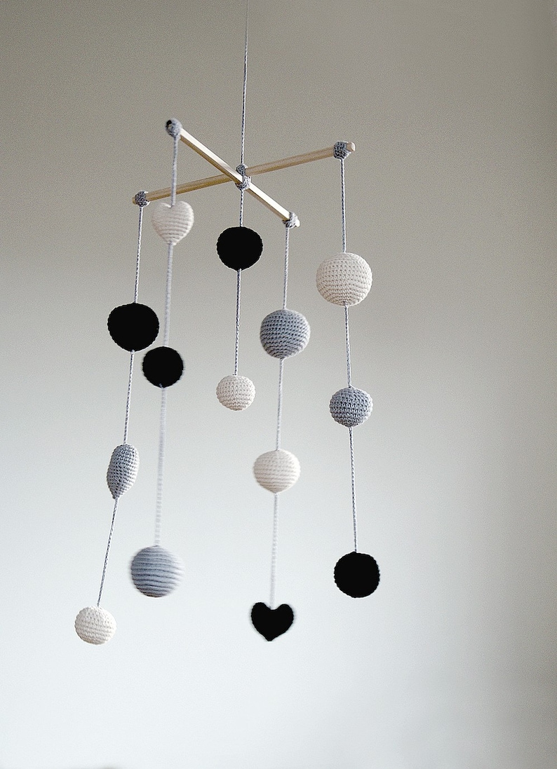 Crochet Balls/hearts Baby Mobile - Grey/black/ivory Ball's Mobile(3 ...