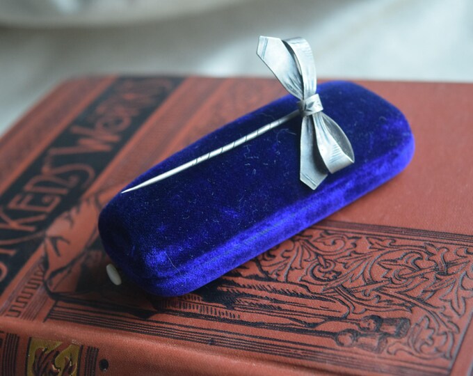 Antique Velvet Push Button Stick Pin Box, Mother of Pearl Release ...