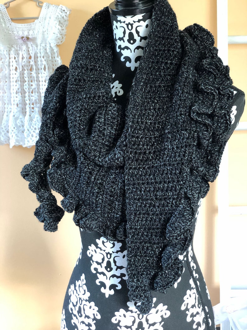 Provence Ruffled Shawl Crochet Pattern by Madamestitch Womens - Etsy