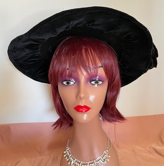 Amazing Cartwheel or Picture Style Black Velvet Hat b… - Gem