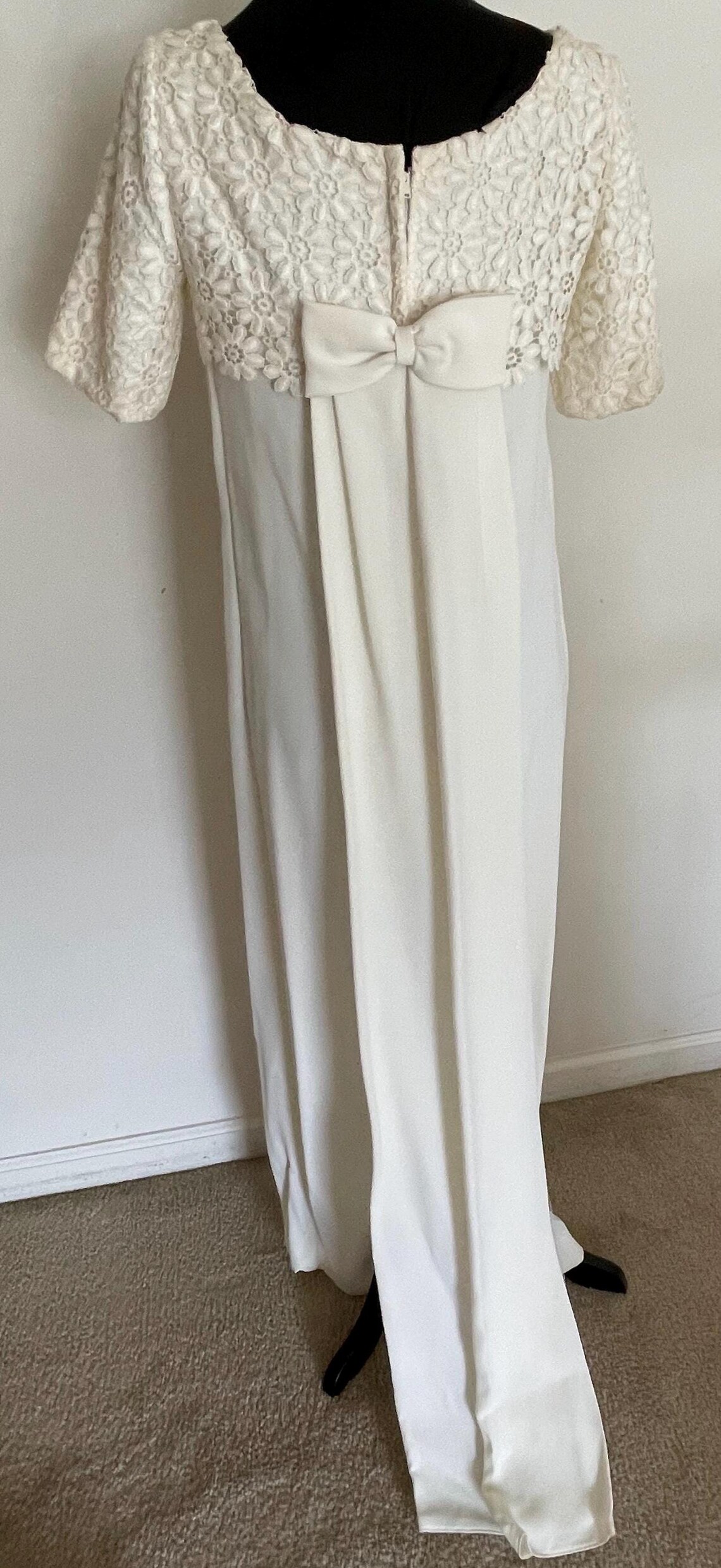 60s off White Crepe Pencil Wedding Dress With Daisy Lace Yoke ...