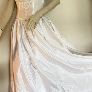 Elegant 80s Princess Form Fitting Satin Finish Taffeta Wedding ...