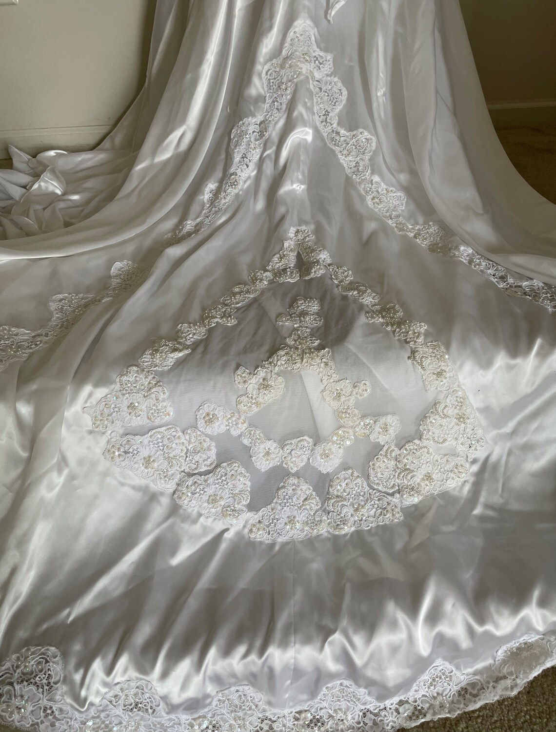 Elegant 80s Form Fitting Satin Wedding Gown With Peplum Style - Etsy