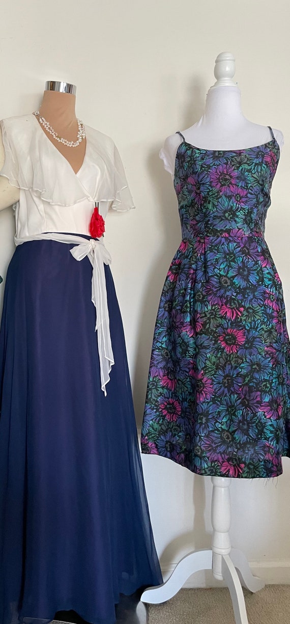Bicentennial Themed 70s Chiffon Maxi With Ruffled Col… - Gem