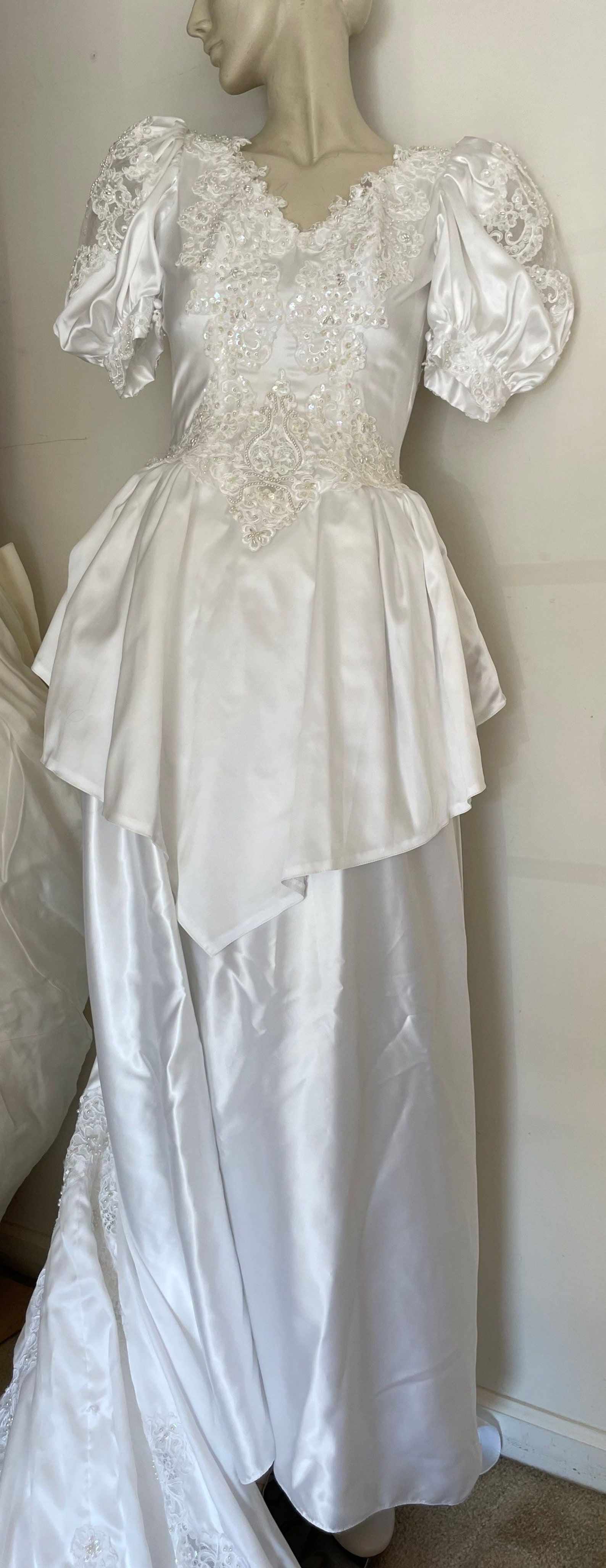 Elegant 80s Form Fitting Satin Wedding Gown With Peplum Style - Etsy