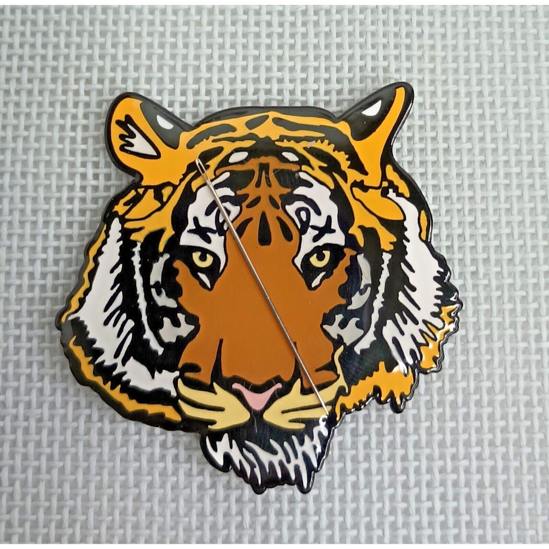 Needle Minder Magnet Tiger Face Cat Accoutrement Designs Needlepoint ...