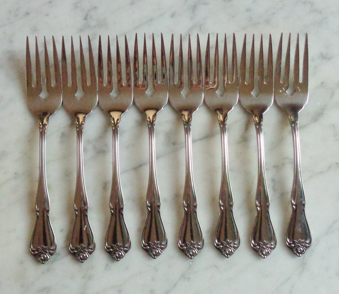 True Rose Stainless 1881 Rogers Stainless Oneida Ltd Set of 8 Salad ...