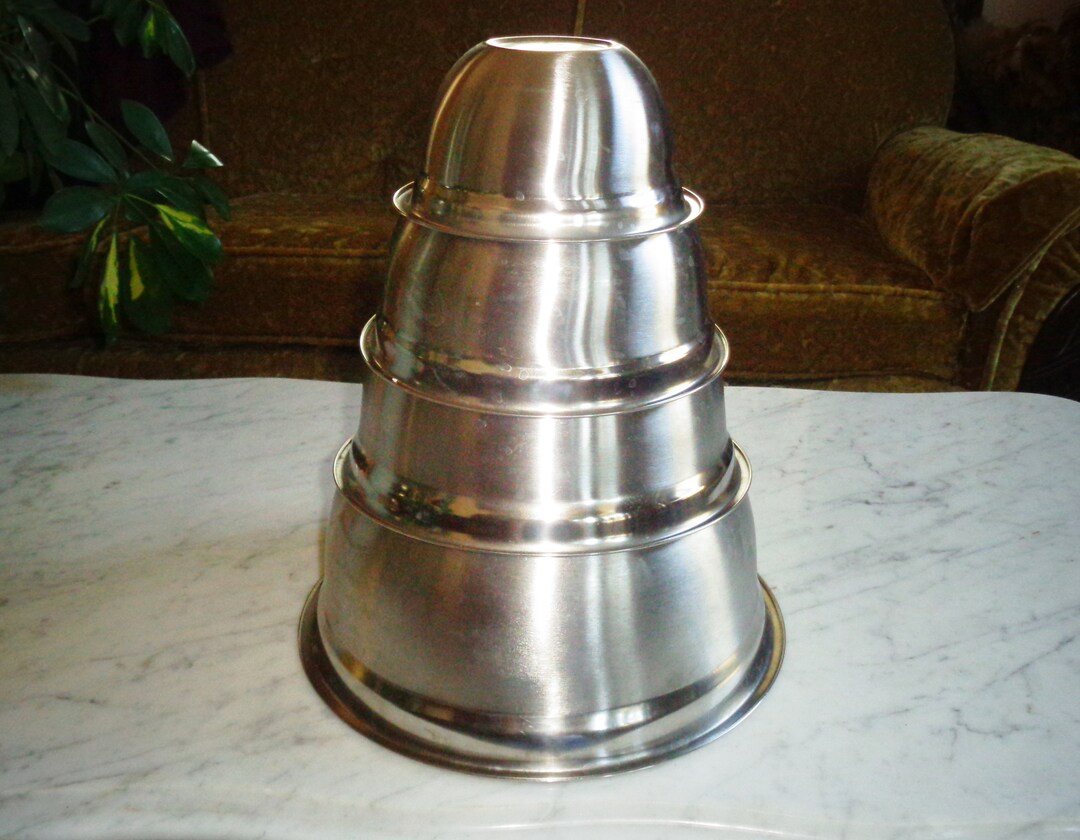 Metal Graduated Mixing Bowls, Set of 4, Light Weight, Made in India - Etsy