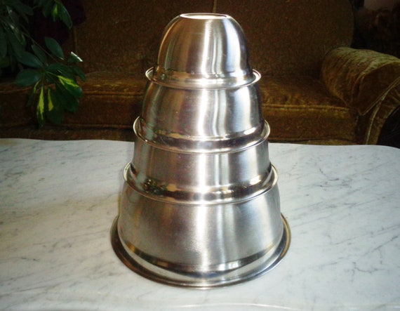 Metal Graduated Mixing Bowls Set of 4 Light Weight Made in | Etsy