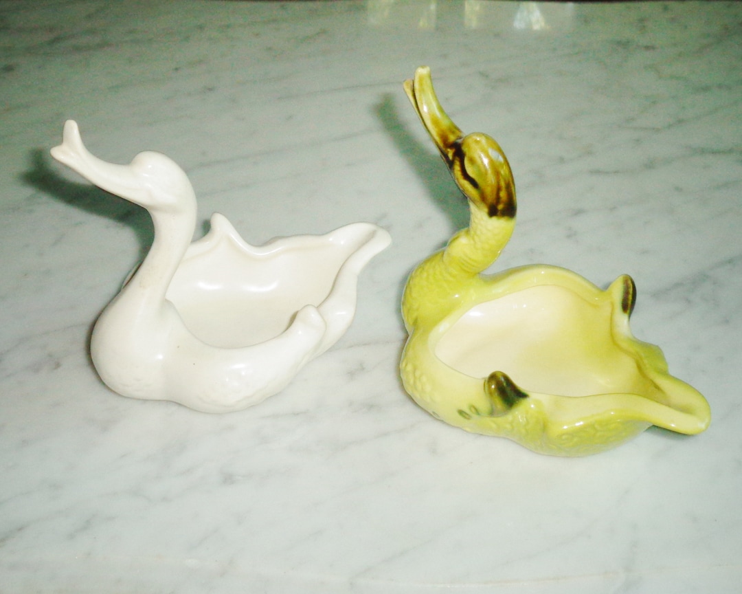 Small Hull Art Pottery Small Duck Mallard Planters in Green & White, 4 ...