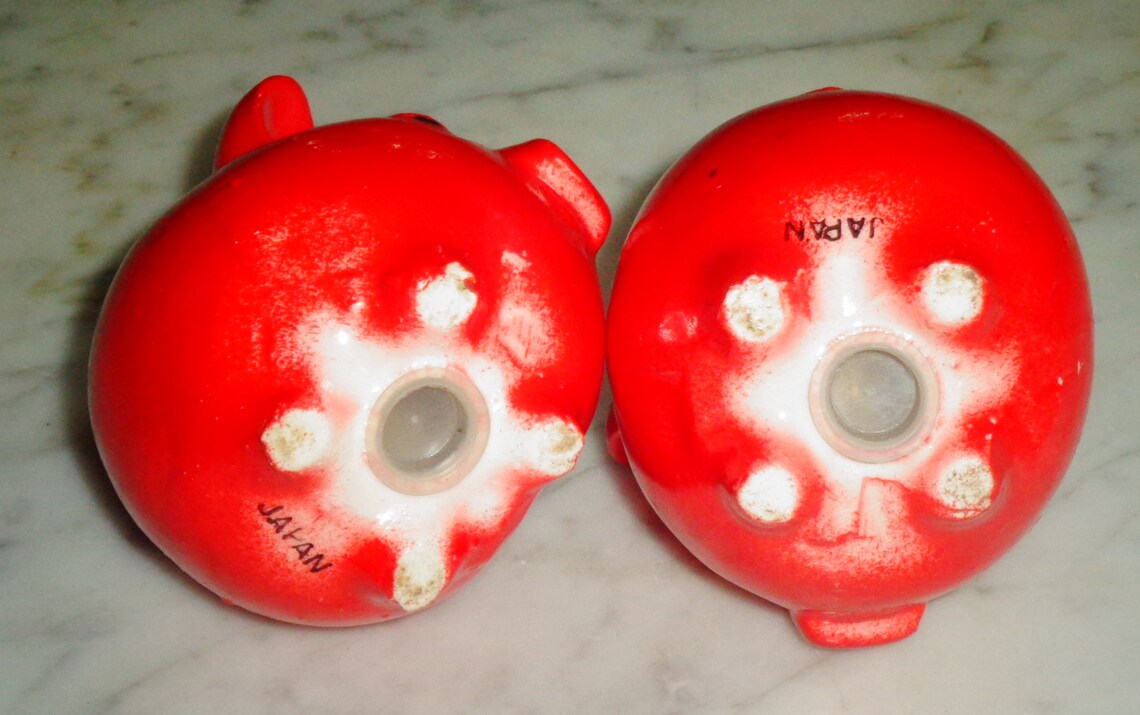 Vintage Japan Red Piggy Pig Salt & Pepper Shakers - Etsy