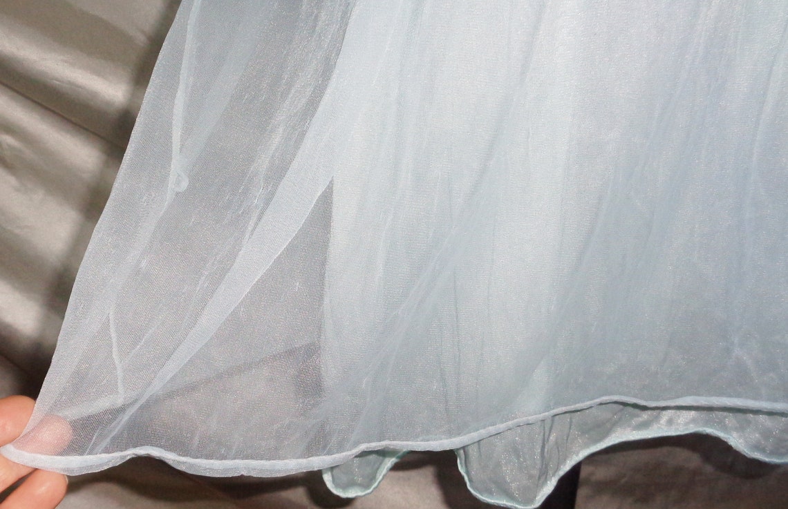 NEGLIGEE / PEIGNOIR Night Gown Vintage "spotlight" Layered Light Blue ...