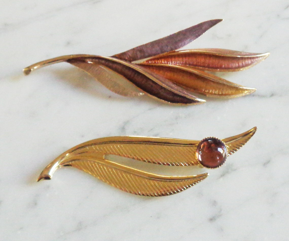 Gold Brass Bronze Kramer Brooch Vintage Set of 2 Blade Leaf - Etsy