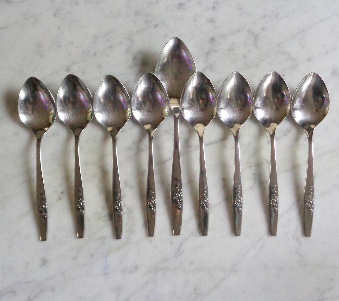 SSS Oneida Our Rose Stainless Set of 8 Table Soup Spoons & 1 Serving ...