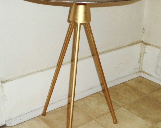 Vintage Mid Century Atomic Tri-pod Table W Art Deco Handle Center - Etsy