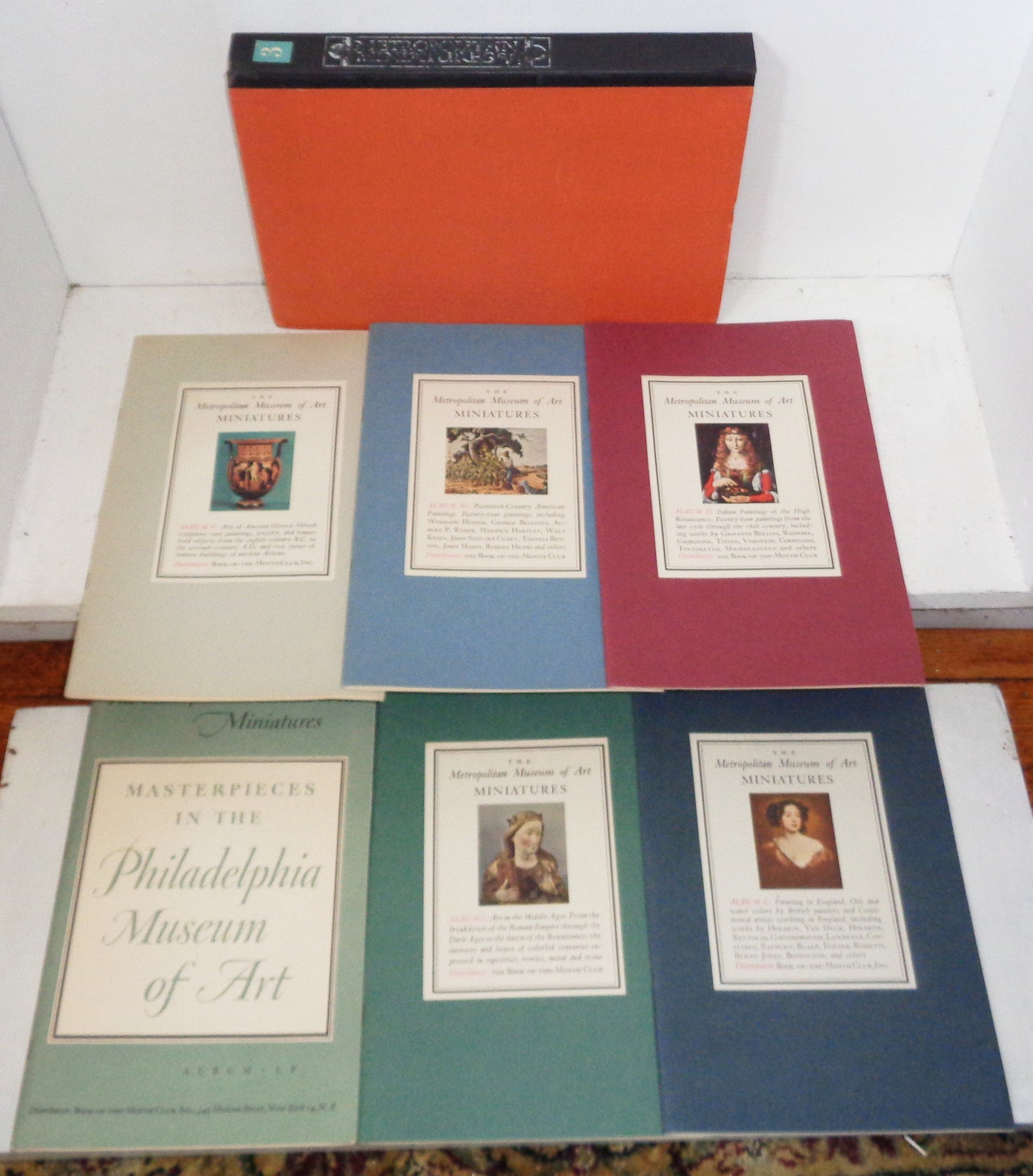Metropolitan Museum of Art Album of Miniatures ~ 5 Cases With 33 ...