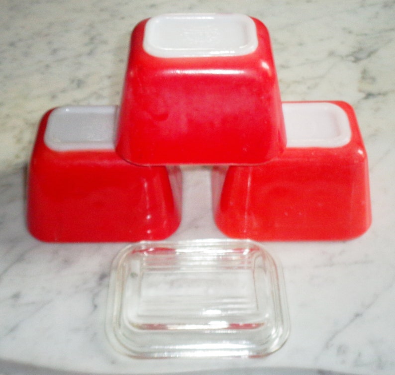 Pyrex Red 501 Refrigerator Dish Set of 3 With 1 Lid Vintage - Etsy