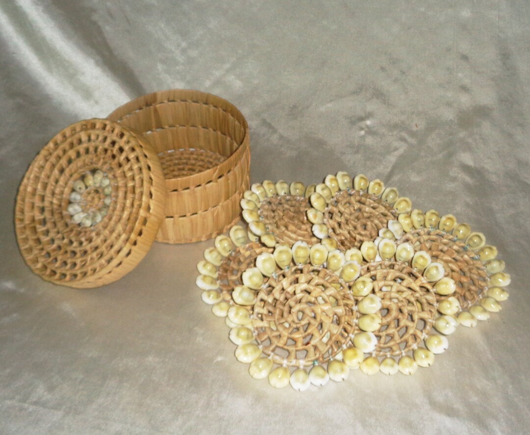 7 Piece Vintage Hand Woven Stray & Sea Shell Coaster Set in Holder - Etsy