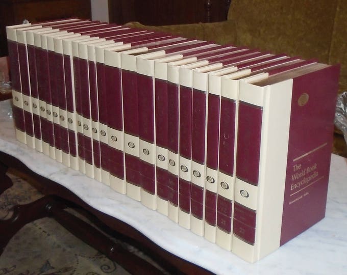 World Book Encyclopedia Set Complete 22 Volume 1983 - Tan & Maroon ...