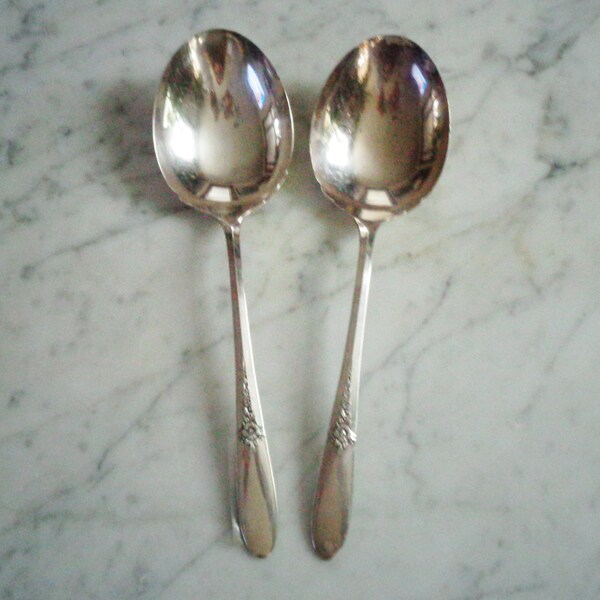 Carlton Silverplate - Etsy