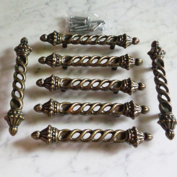 Twist Cabinet Pull - Etsy