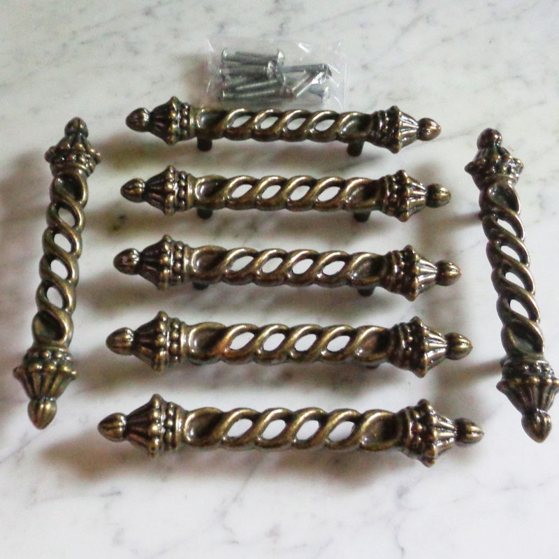 Twist Cabinet Pull - Etsy