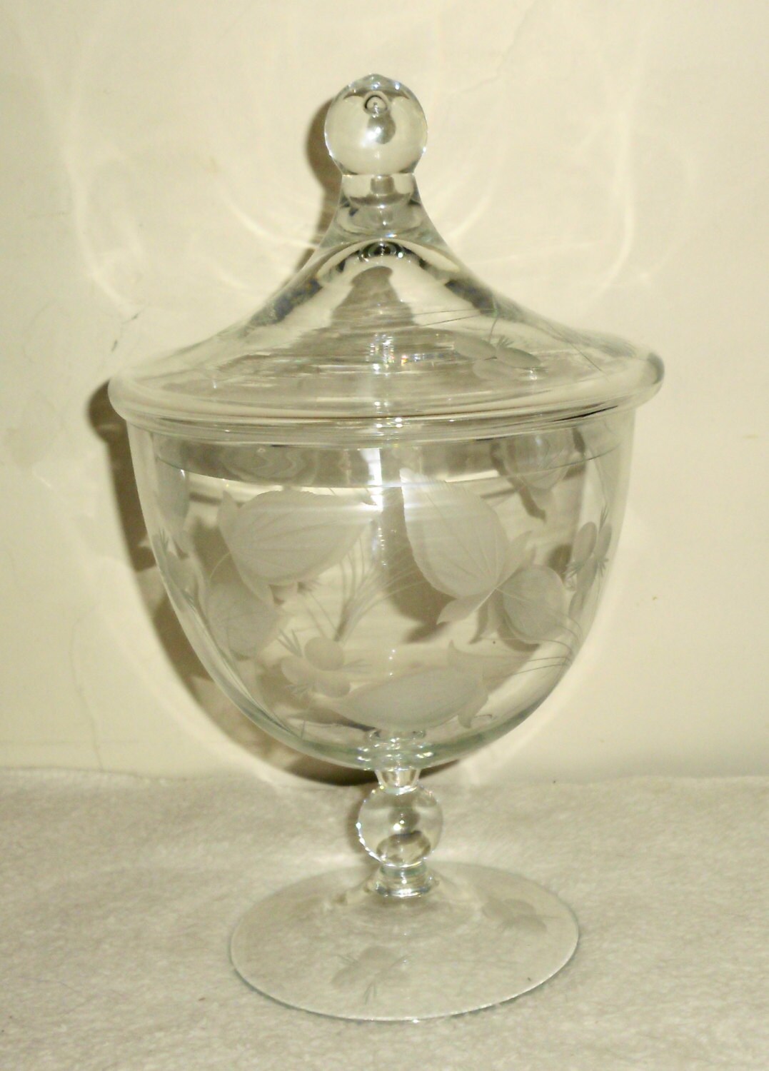 Vintage Etched Leaf Pattern Glass Covered Pedestal Candy Dish - Etsy