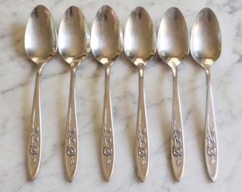 Oneida Community Stainless Flatware MY ROSE Set of 61 With Flatware ...