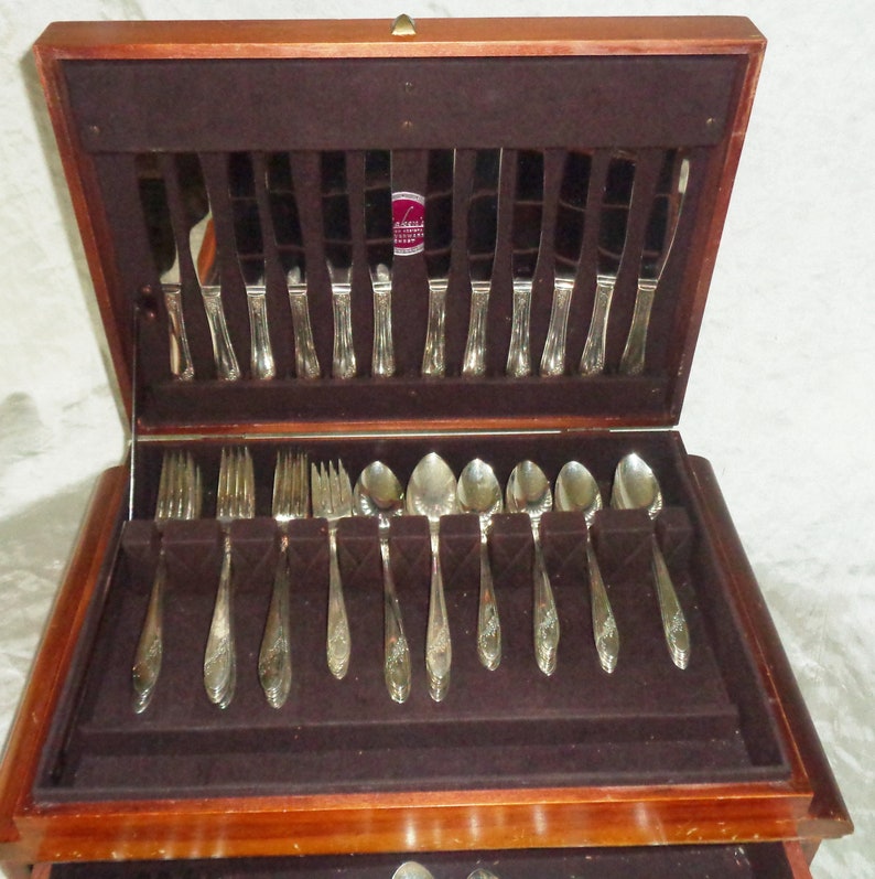 105pc Oneida Community Queen Bess Silver Plate Flatware Set in - Etsy