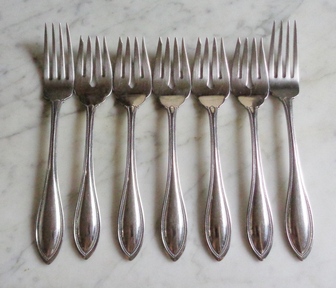 Stainless by Oneida USA Beaded Arbor American Dinner & Salad Dessert ...