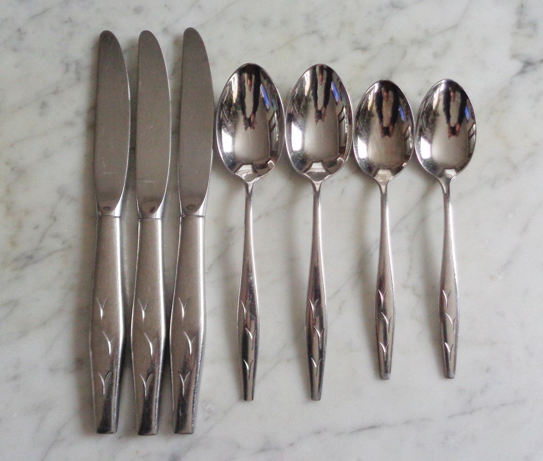 Dart Stegor Gorham Stainless USA Dinner Knives, Table Soup Spoons ...