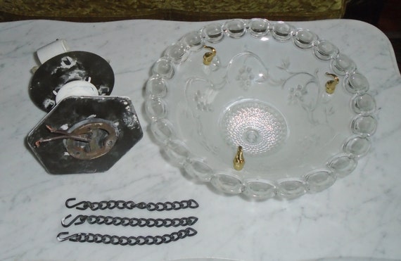 Three Cup Chain Light Fixture