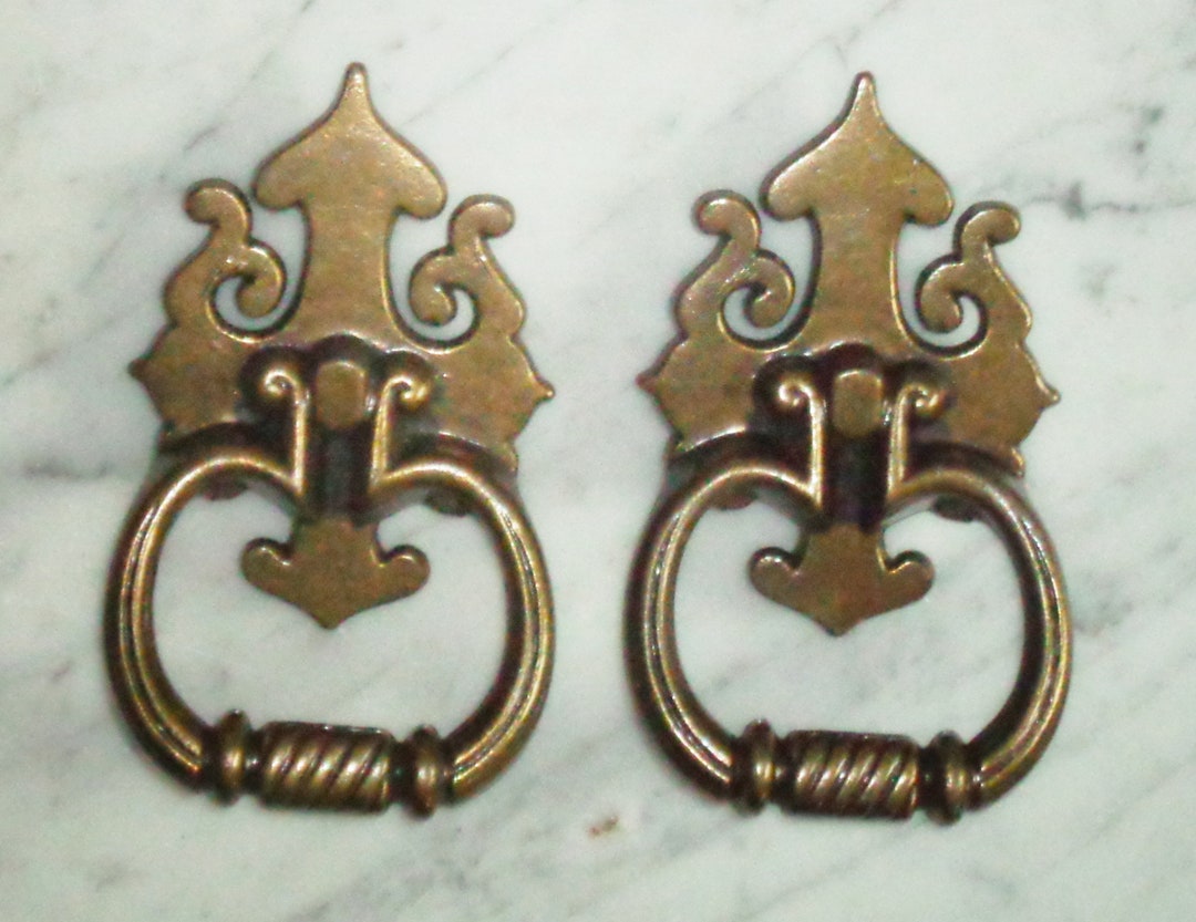 National Lock Co Spade Tip Colonial Carriage House Drop Ring - Etsy